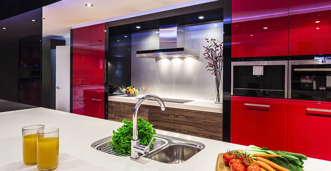 Pourquoi choisir une cuisine moderne rouge ? | Raison Home